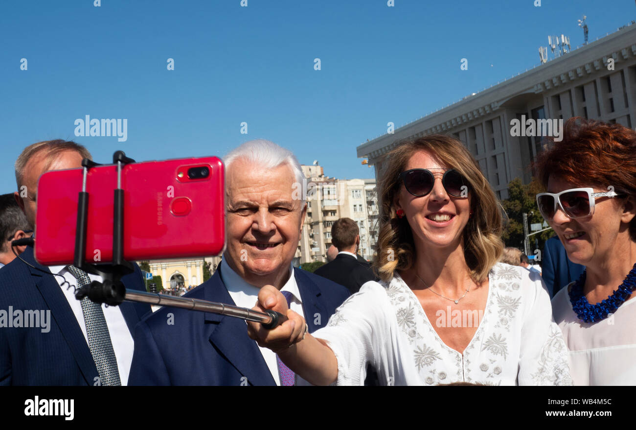 Ukrainian first president leonid kravchuk hi-res stock photography and ...