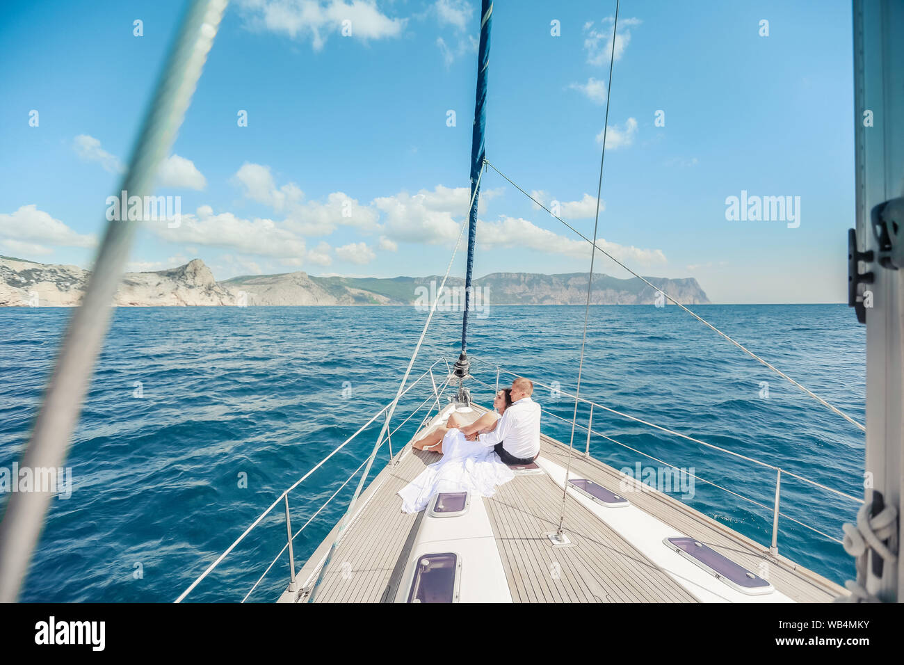 Young woman relaxing on sailboat hi-res stock photography and images ...