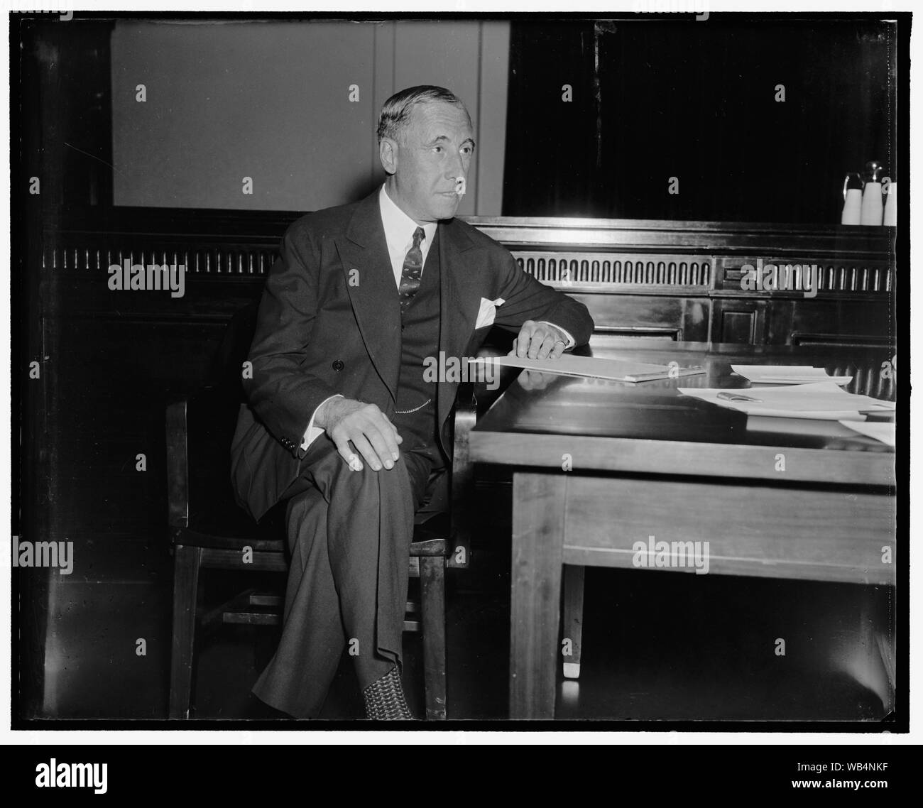 Edward simmons Black and White Stock Photos & Images - Alamy