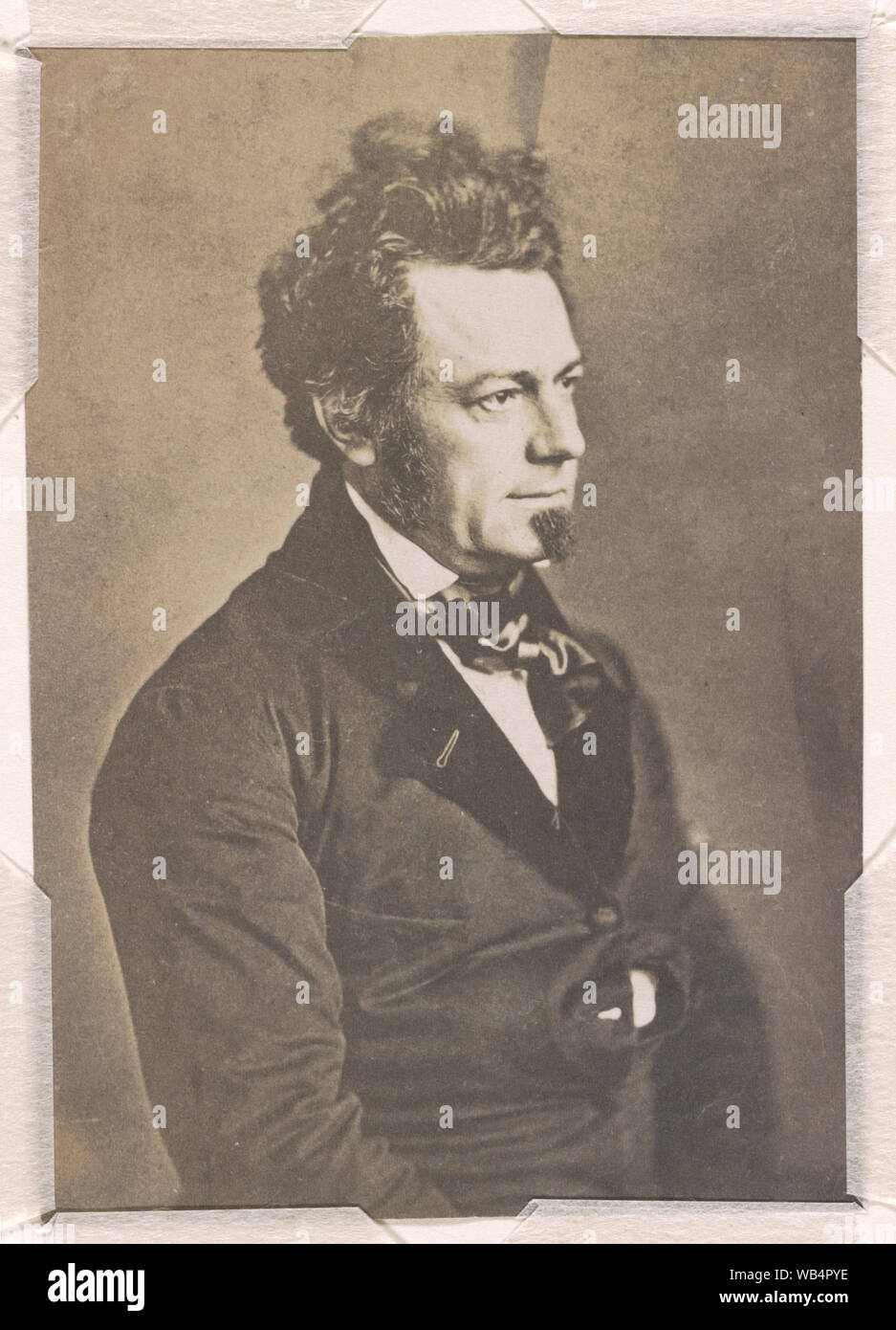 35 27 5 cm hi-res stock photography and images - Alamy