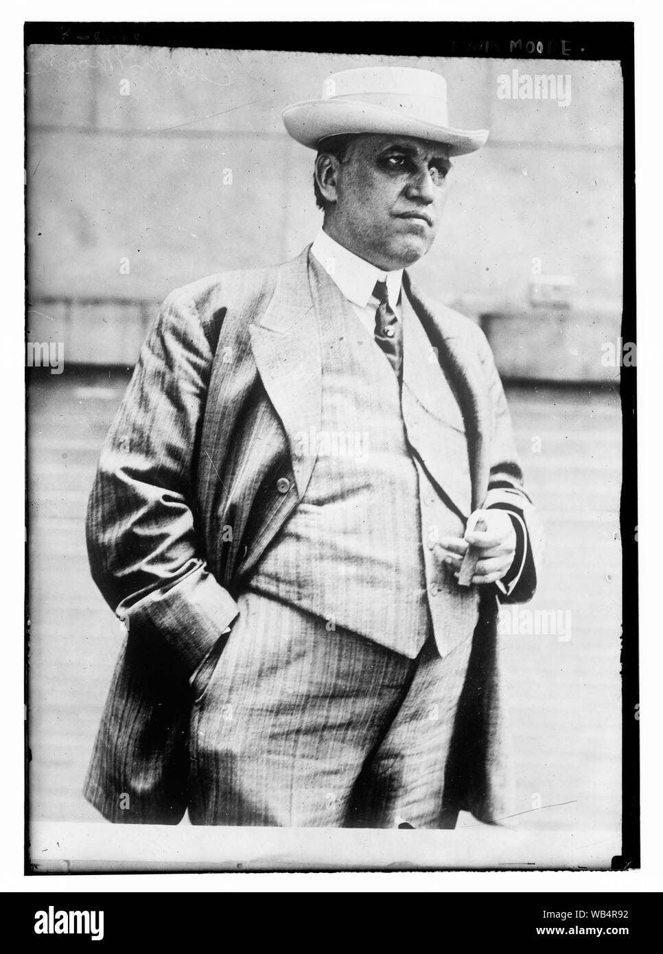 Edwin moore hi-res stock photography and images - Alamy