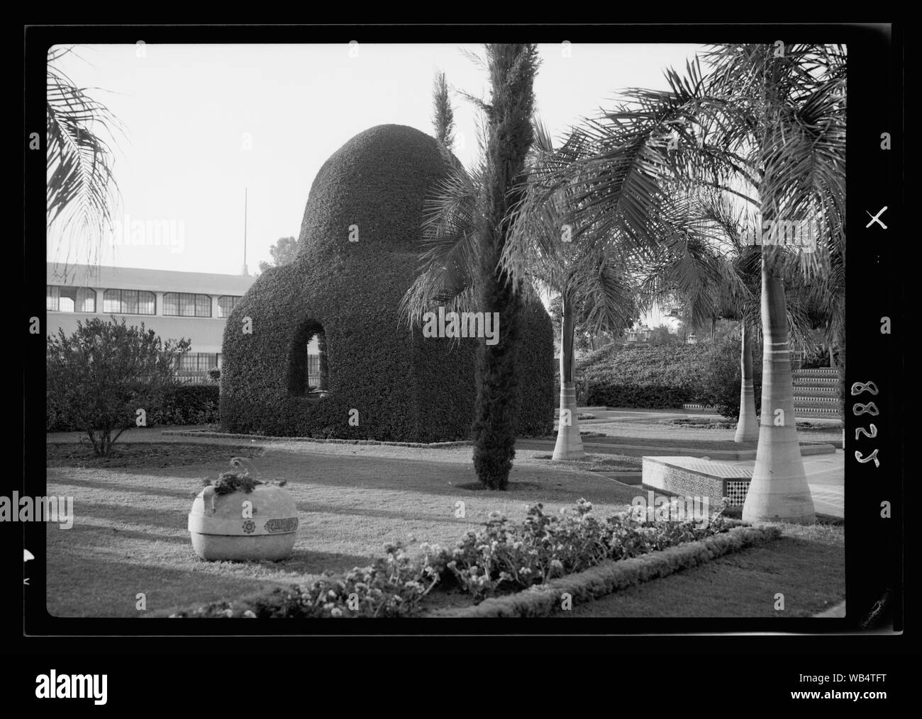 Shrine collection Black and White Stock Photos & Images - Alamy