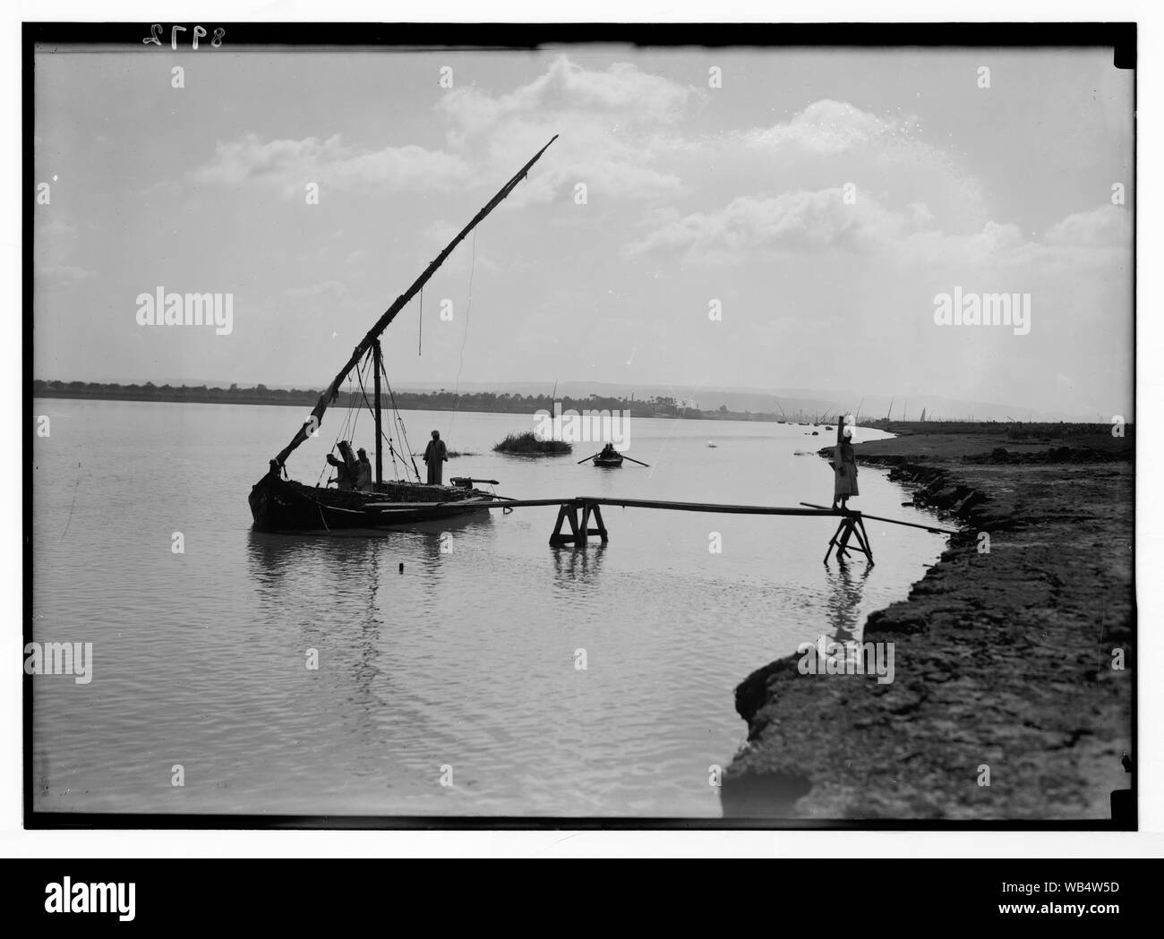 Egypt. River scenes. The Nile. Artistic scenes south of Cairo with ...