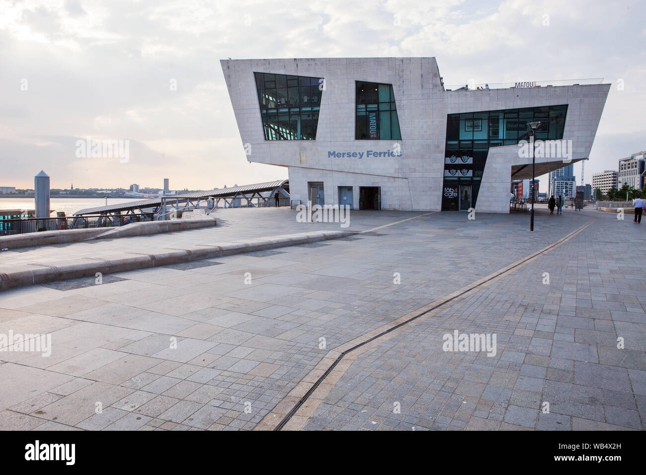 City of Liverpool, Great Britain. Mersey ferries and Royal liver ...