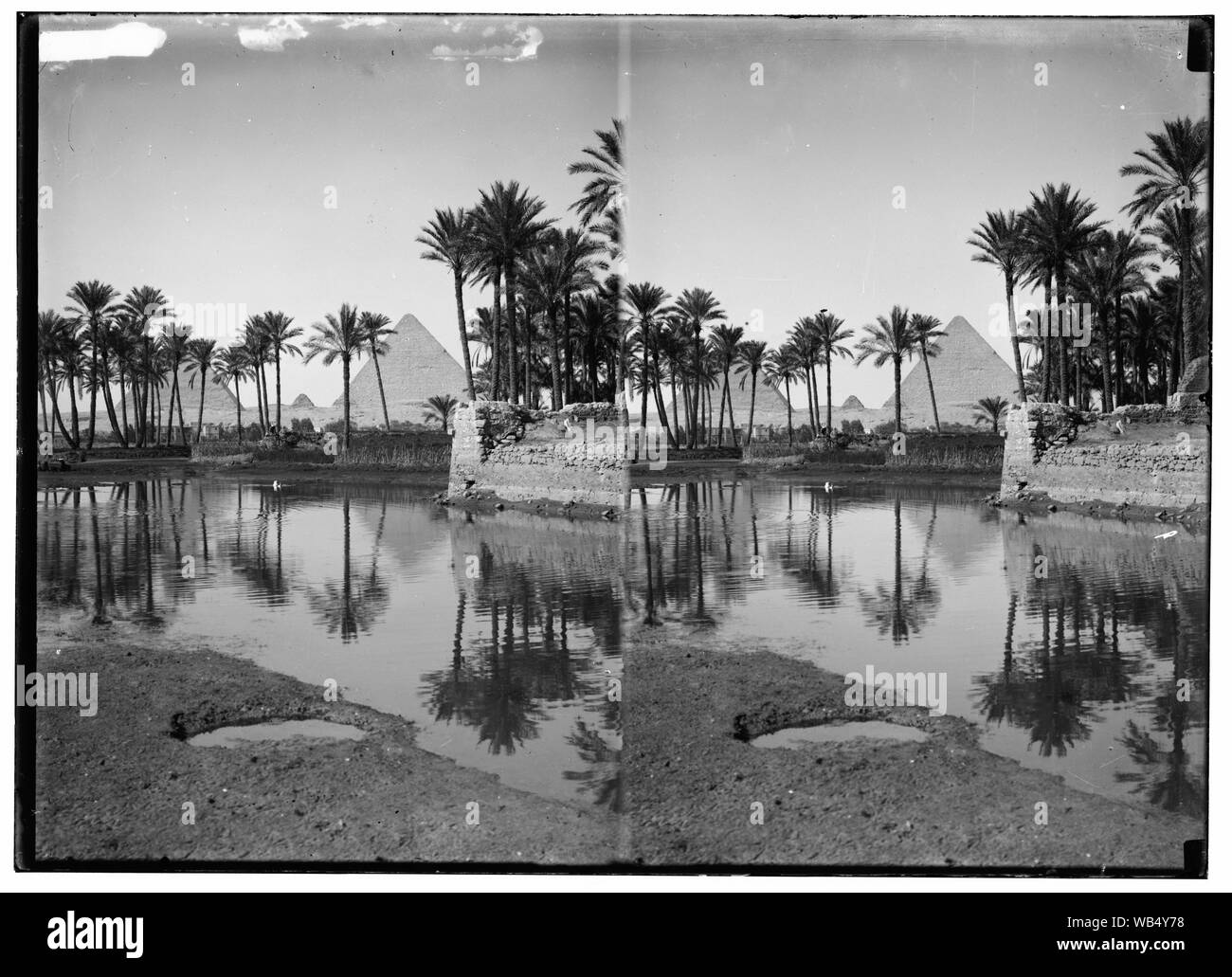 Views ancient monuments in Black and White Stock Photos & Images - Alamy