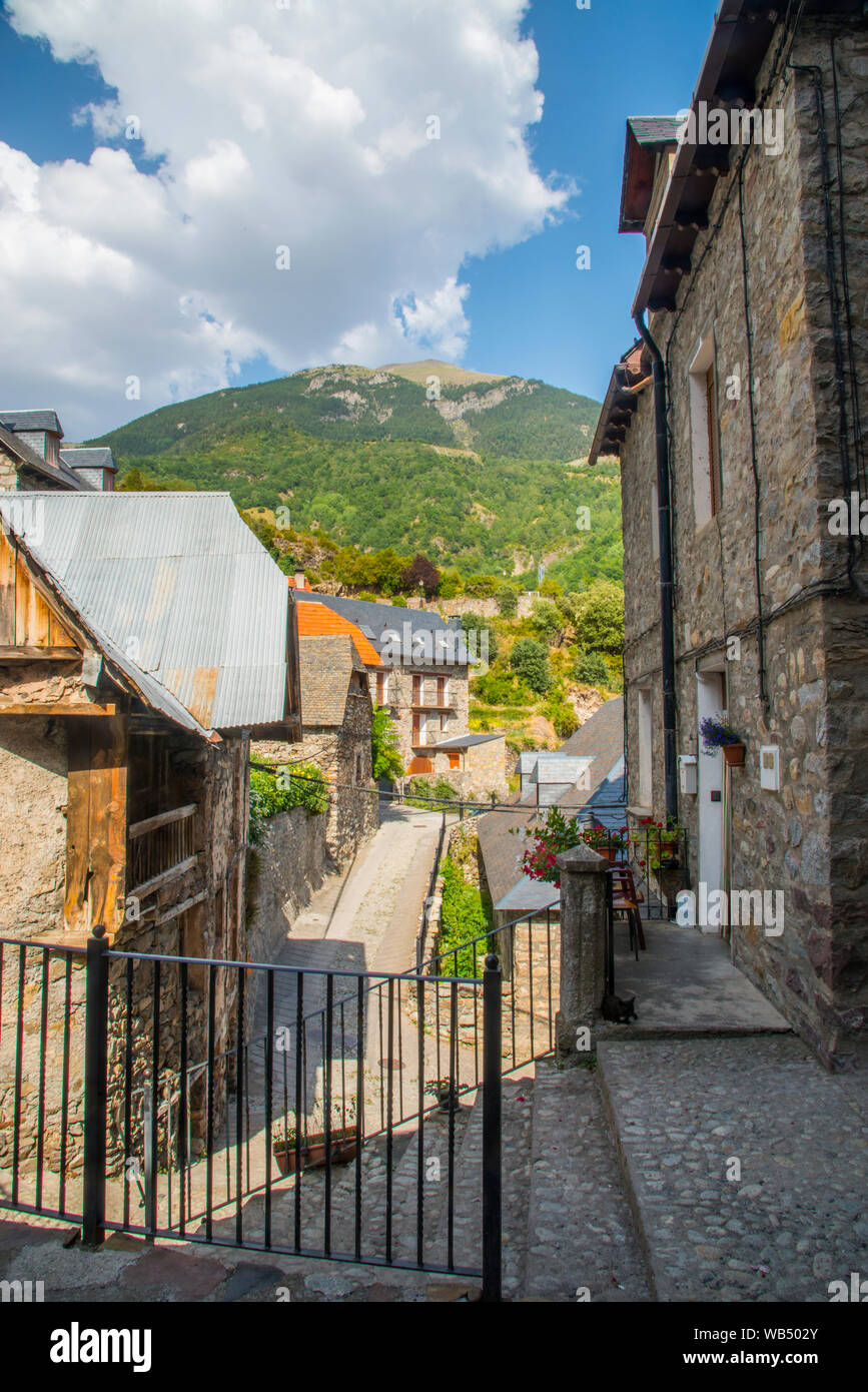 San juan de plan huesca hi-res stock photography and images - Alamy
