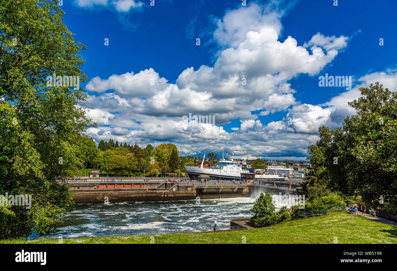 Ship canal bridge seattle hi-res stock photography and images - Alamy