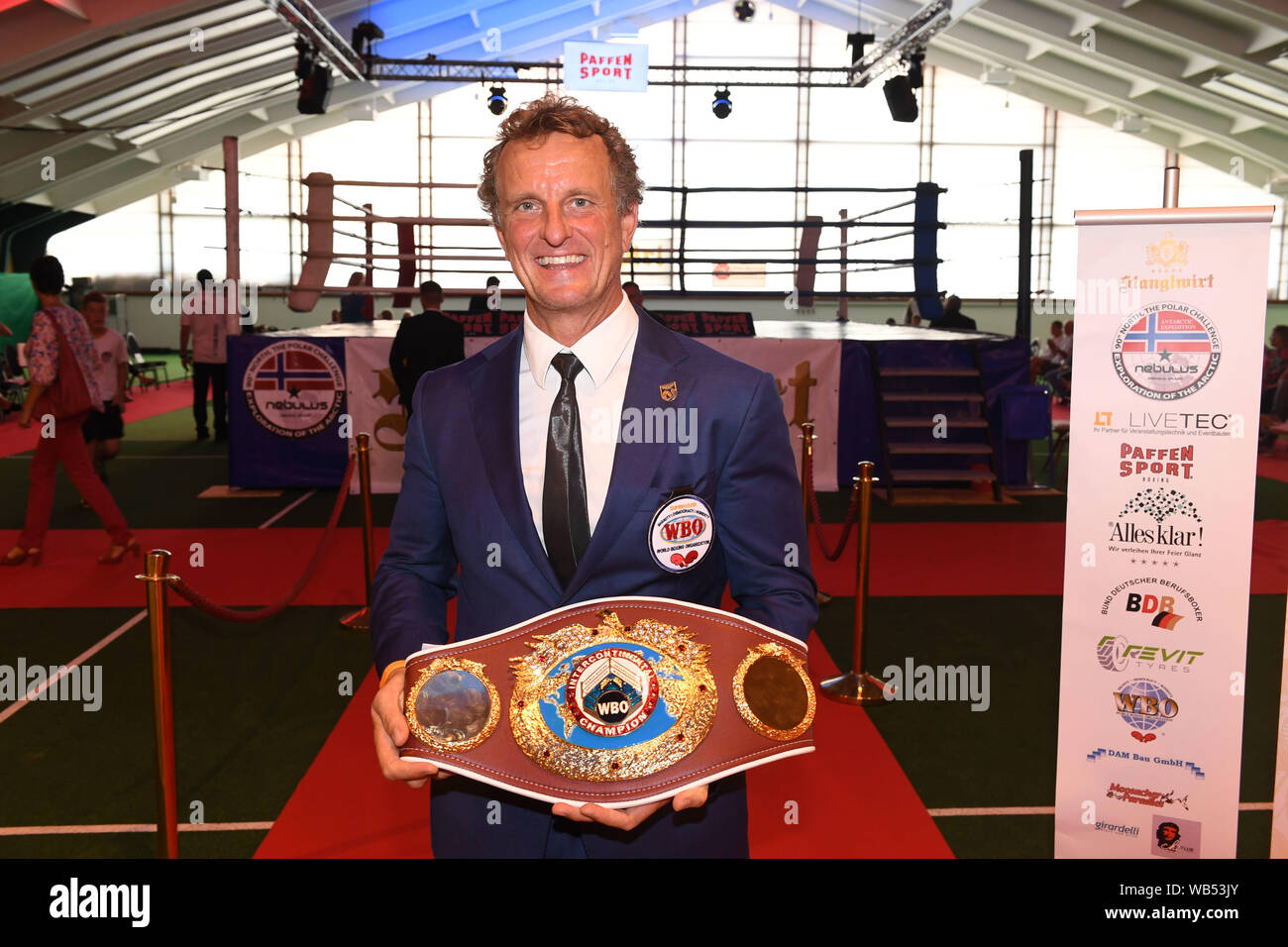 Association of german professional boxers hi-res stock photography and ...