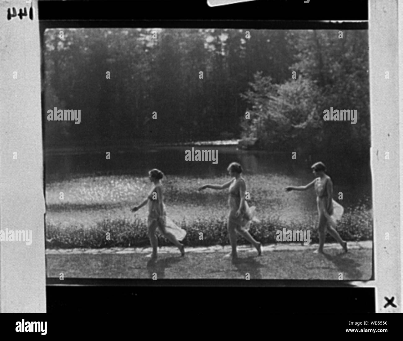 Elizabeth Duncan dancers Abstract/medium: Genthe, Arnold, 1869-1942 ...