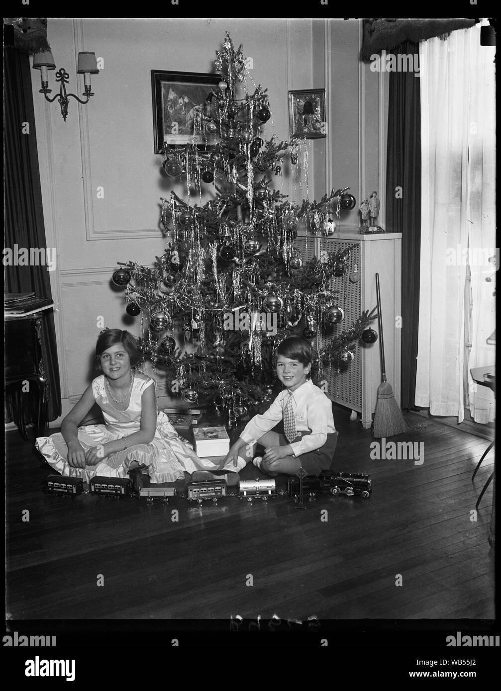 Attractive to children Black and White Stock Photos & Images - Alamy