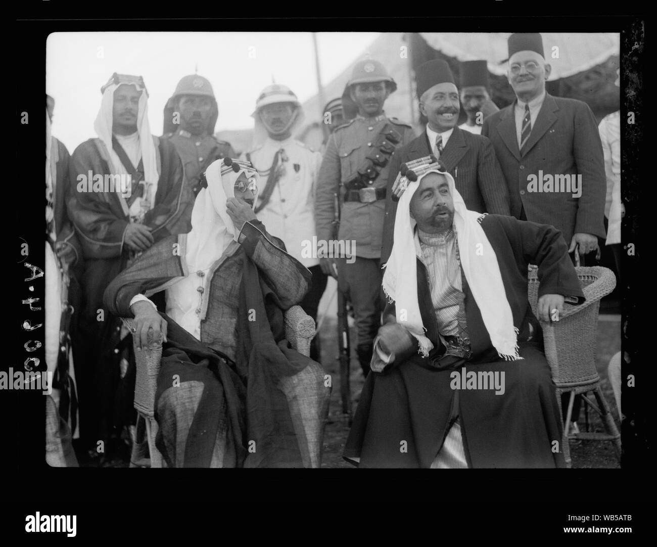 Emir abdullah in front of his tent hi-res stock photography and images ...