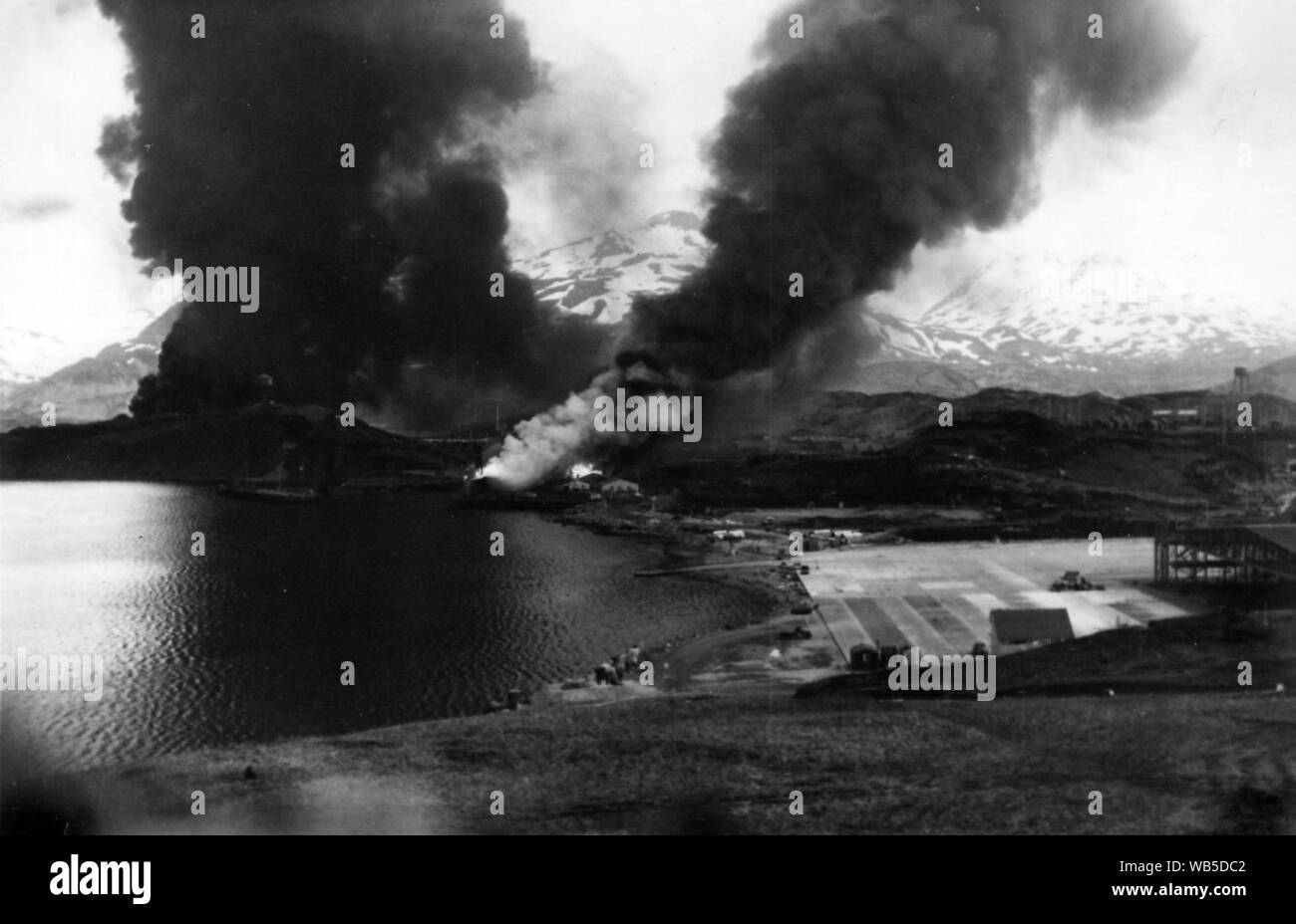 Dutch Harbor under attack June 1942 Stock Photo - Alamy