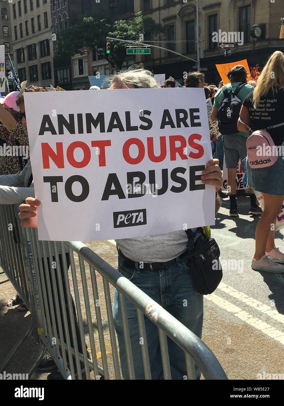 Peta animal testing hi-res stock photography and images - Alamy