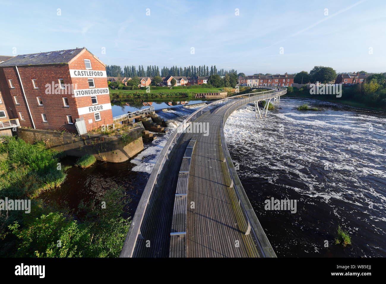 Castleford footbridge hi-res stock photography and images - Alamy