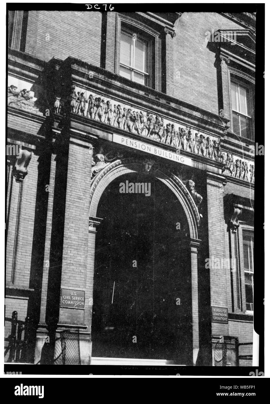 1 russell street Black and White Stock Photos & Images - Alamy