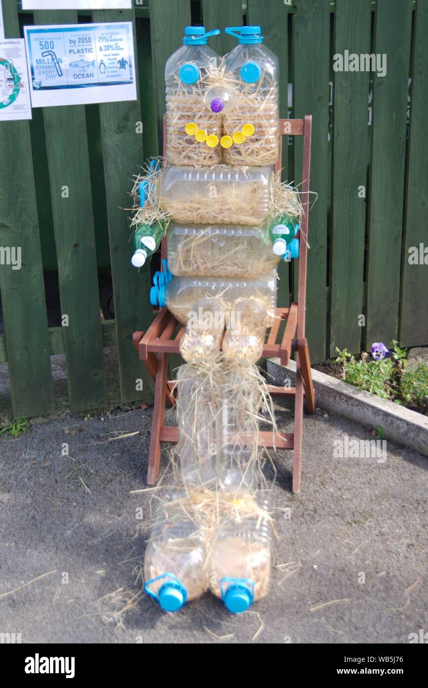 Scarecrow made plastic hi-res stock photography and images - Alamy