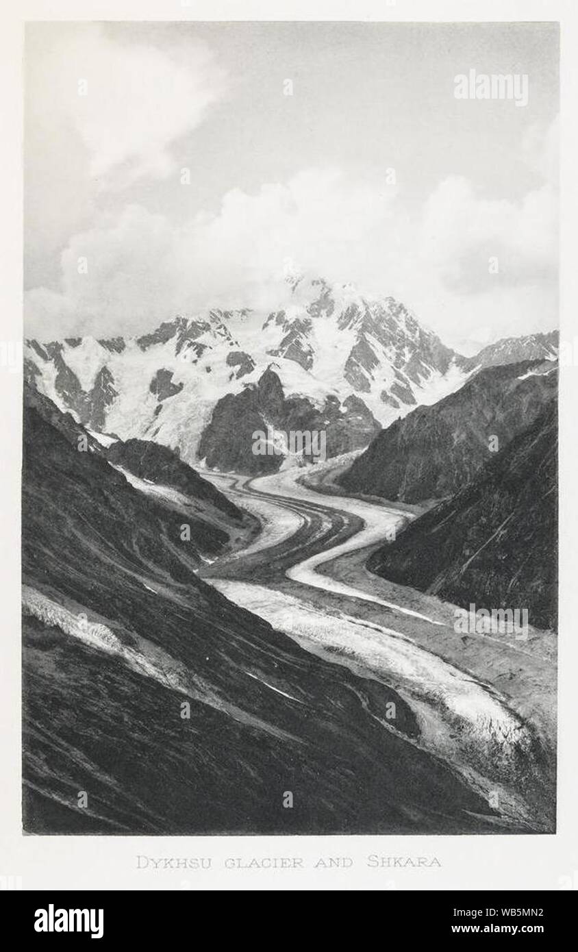 Glancer hi-res stock photography and images - Alamy