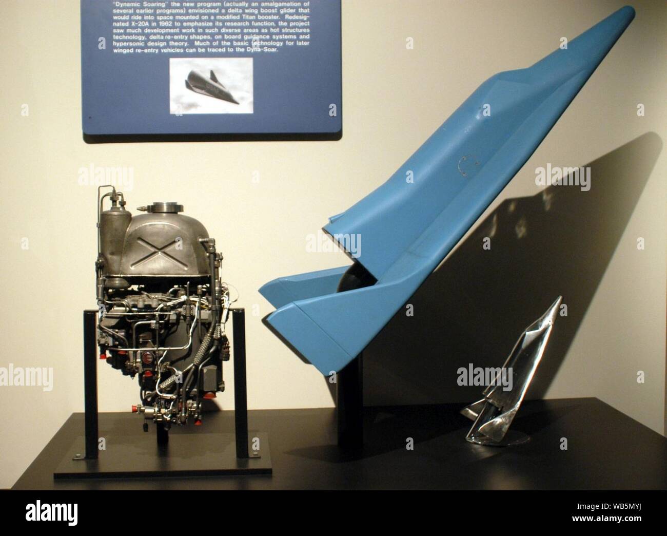 Wind tunnel model hi-res stock photography and images - Alamy