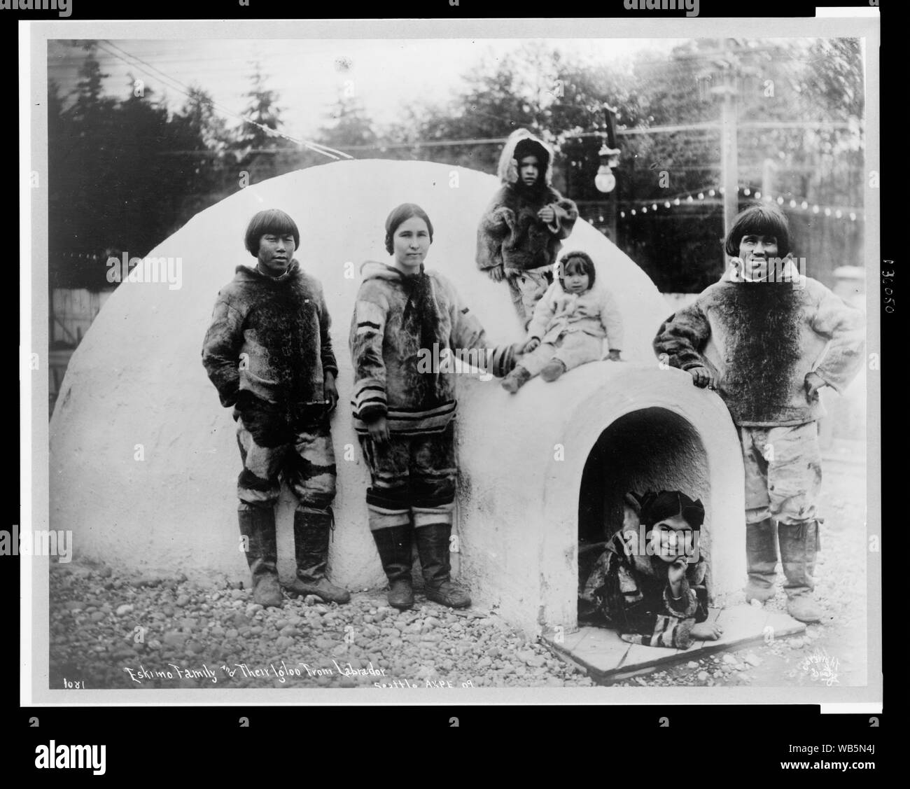 Eskimo and igloo Black and White Stock Photos & Images - Alamy
