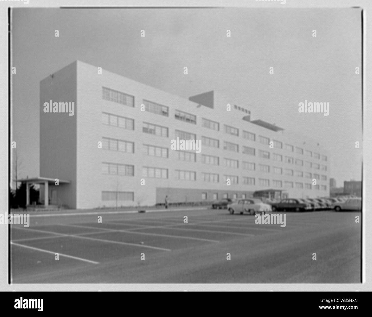 Esso office building. Abstract/medium: Gottscho-Schleisner Collection ...