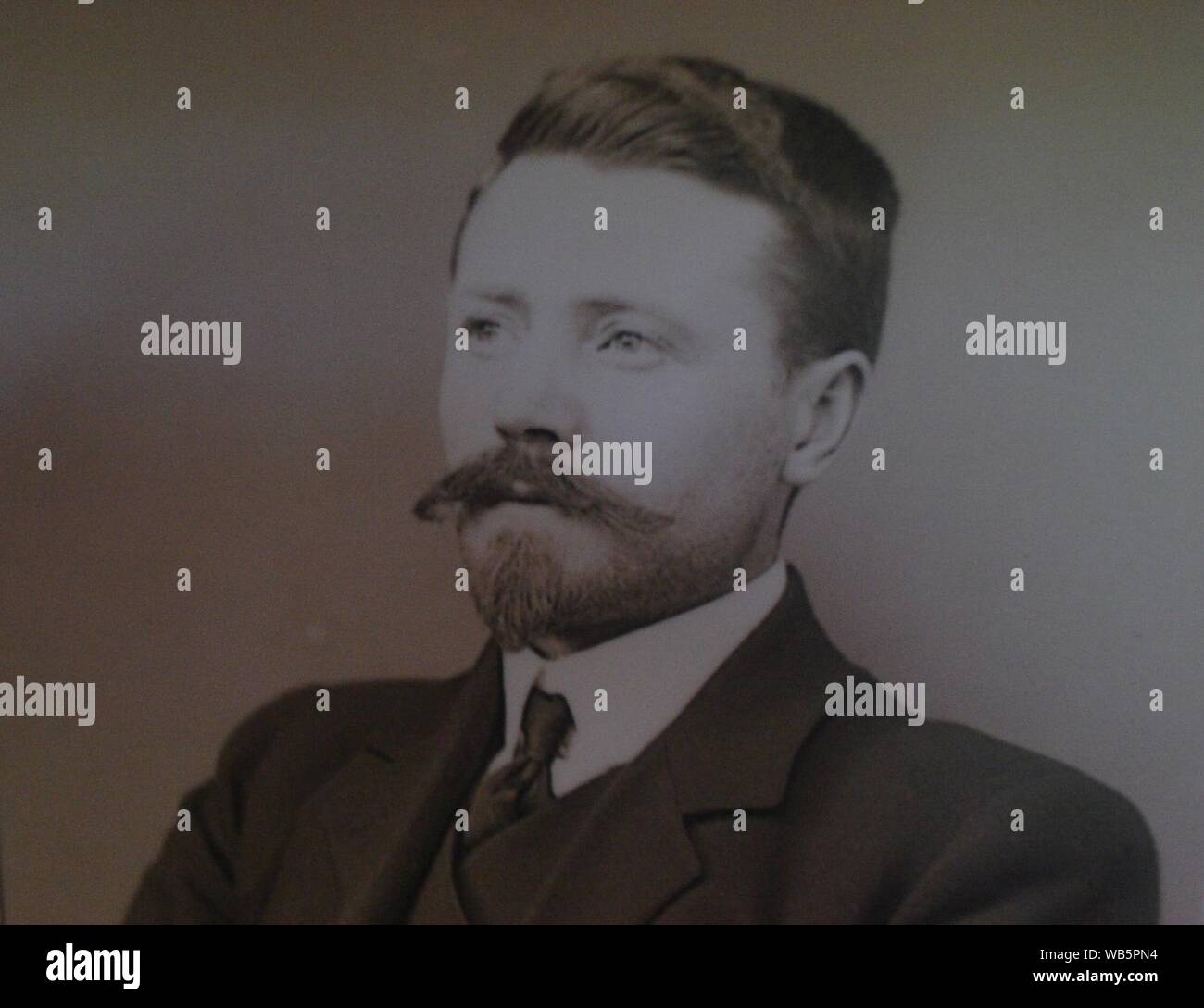 H wilson hi-res stock photography and images - Alamy