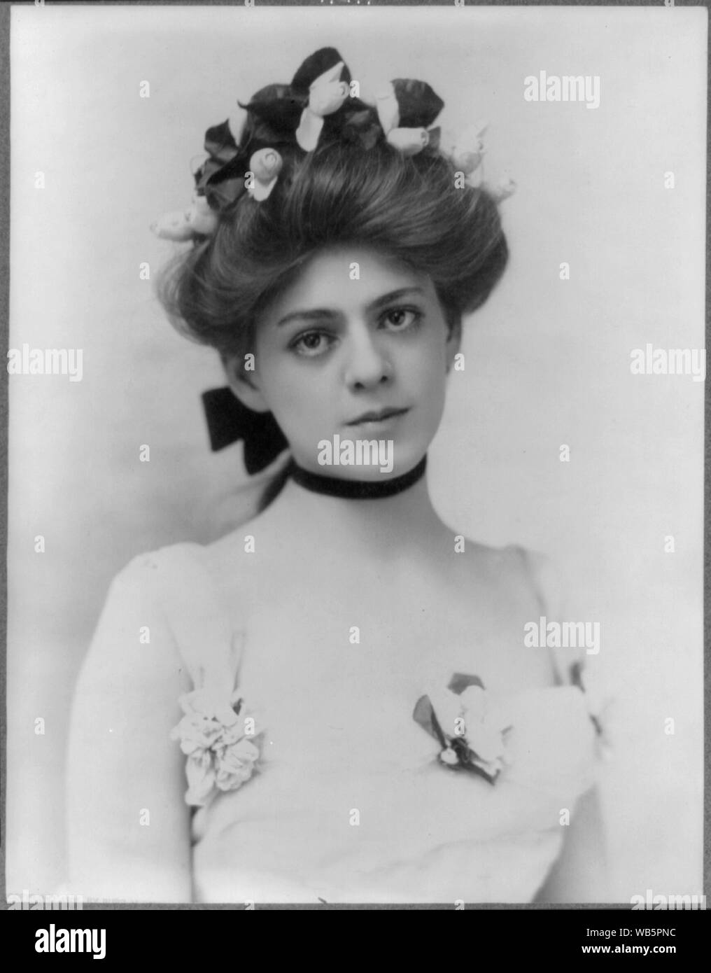 Actress image Black and White Stock Photos & Images - Alamy