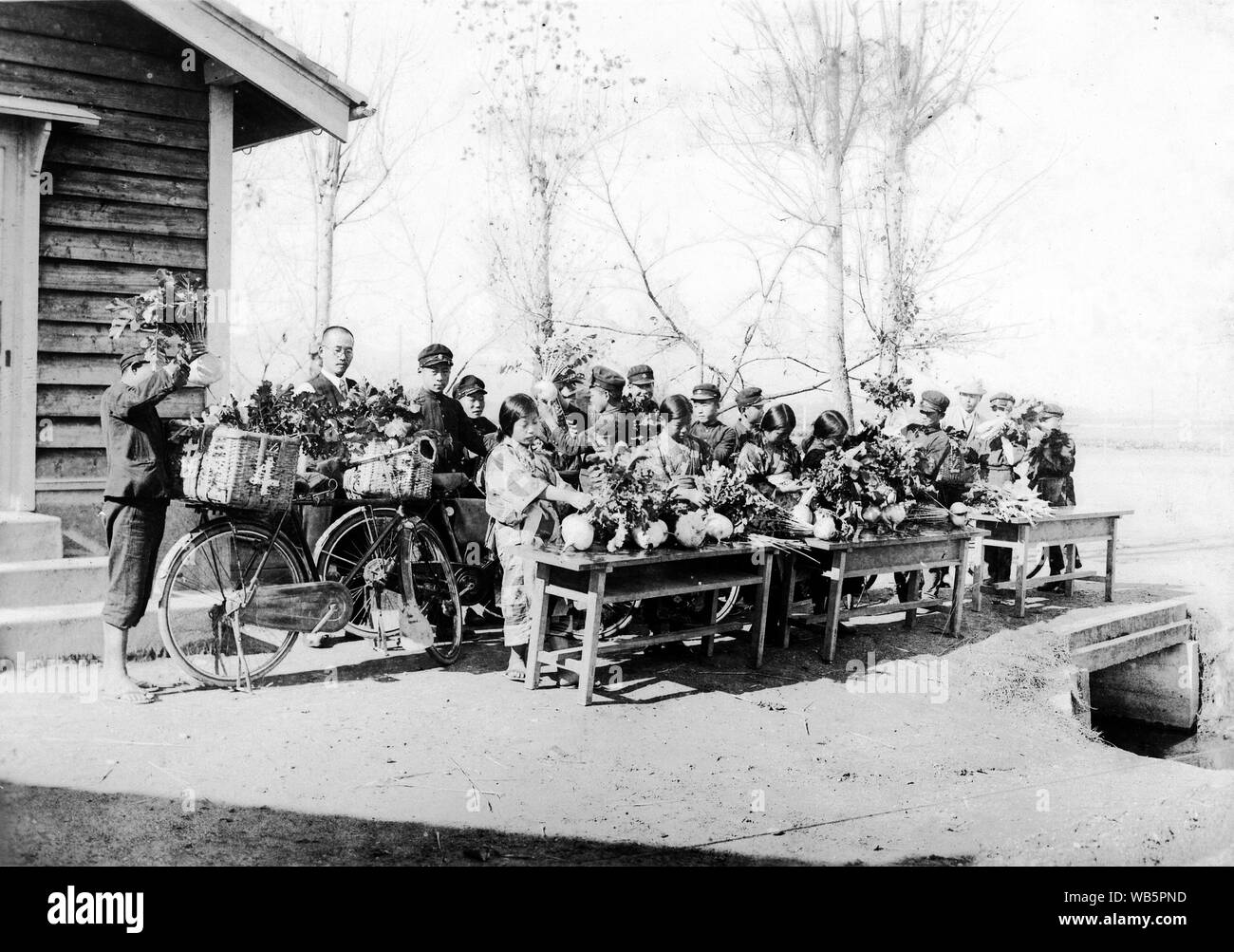 [ 1930s Japan - Japanese Elementary School Students ] — Japanese ...