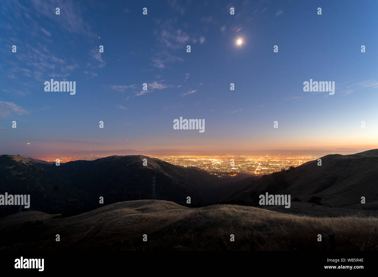 Downtown san jose at night hi-res stock photography and images - Alamy