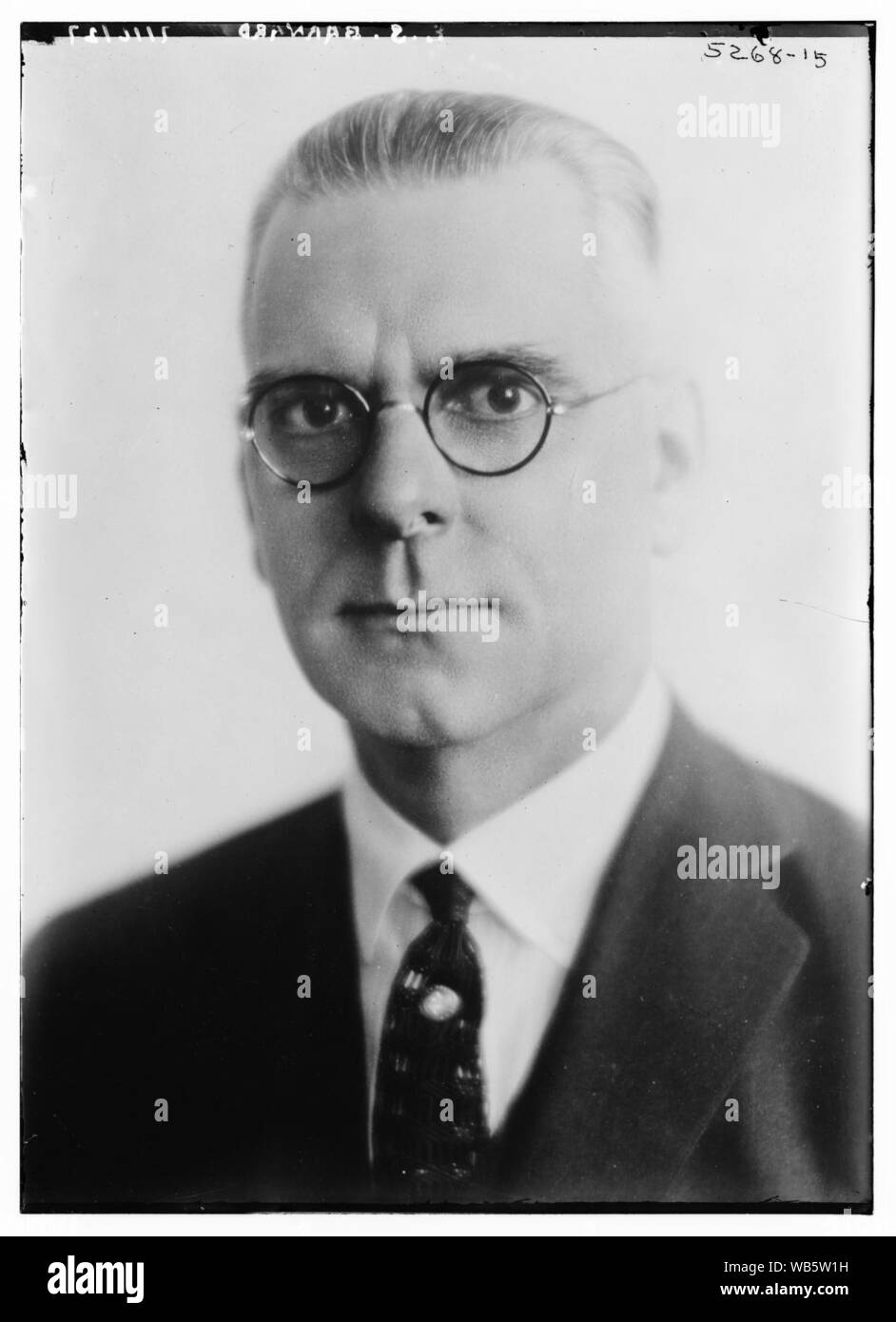 E e barnard hi-res stock photography and images - Alamy