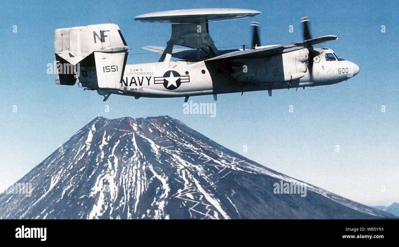 E-2C Hawkeye VAW-115 in flight in 1996 Stock Photo - Alamy