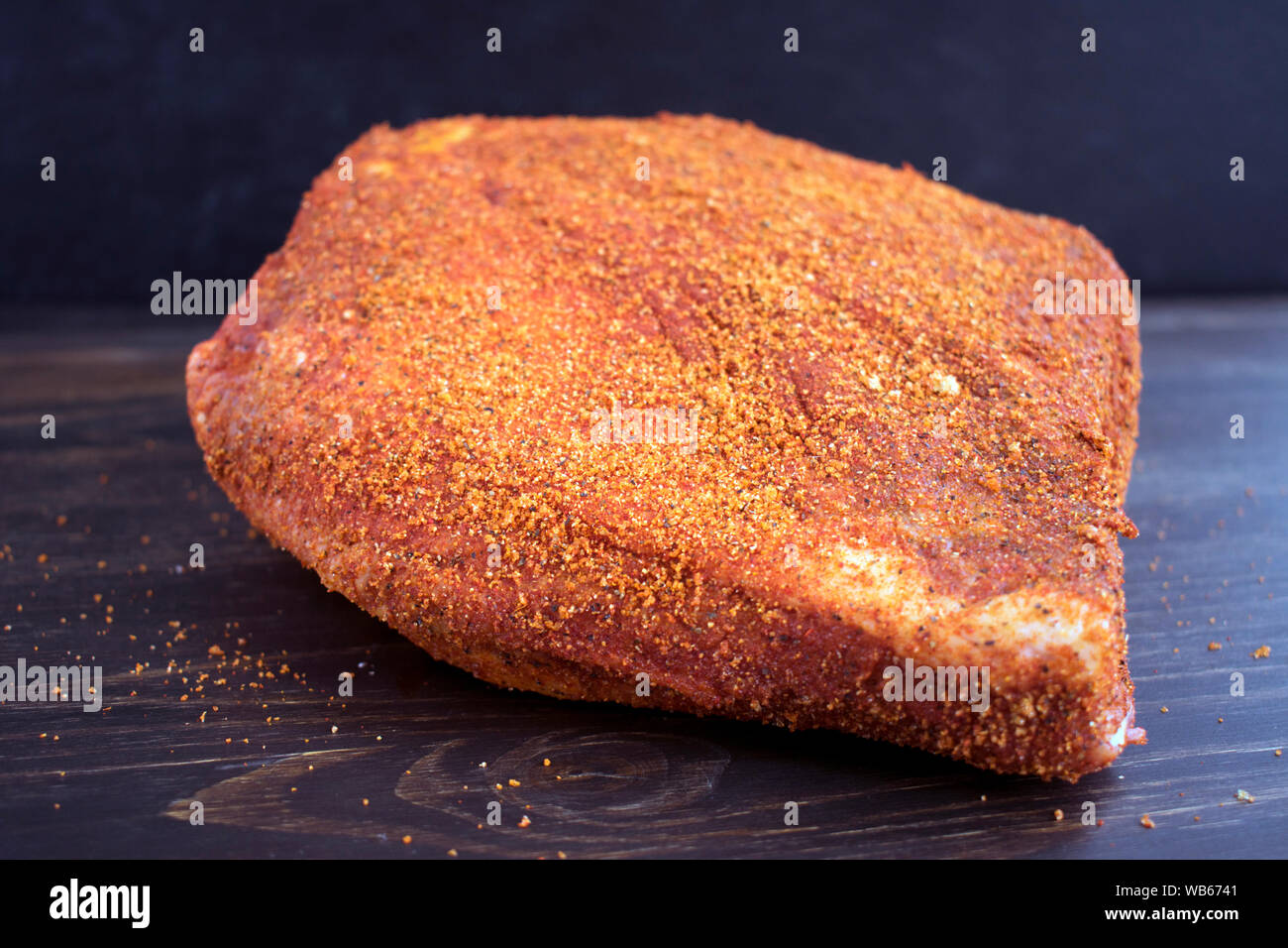 Beef spice rub cutting board hi-res stock photography and images - Alamy