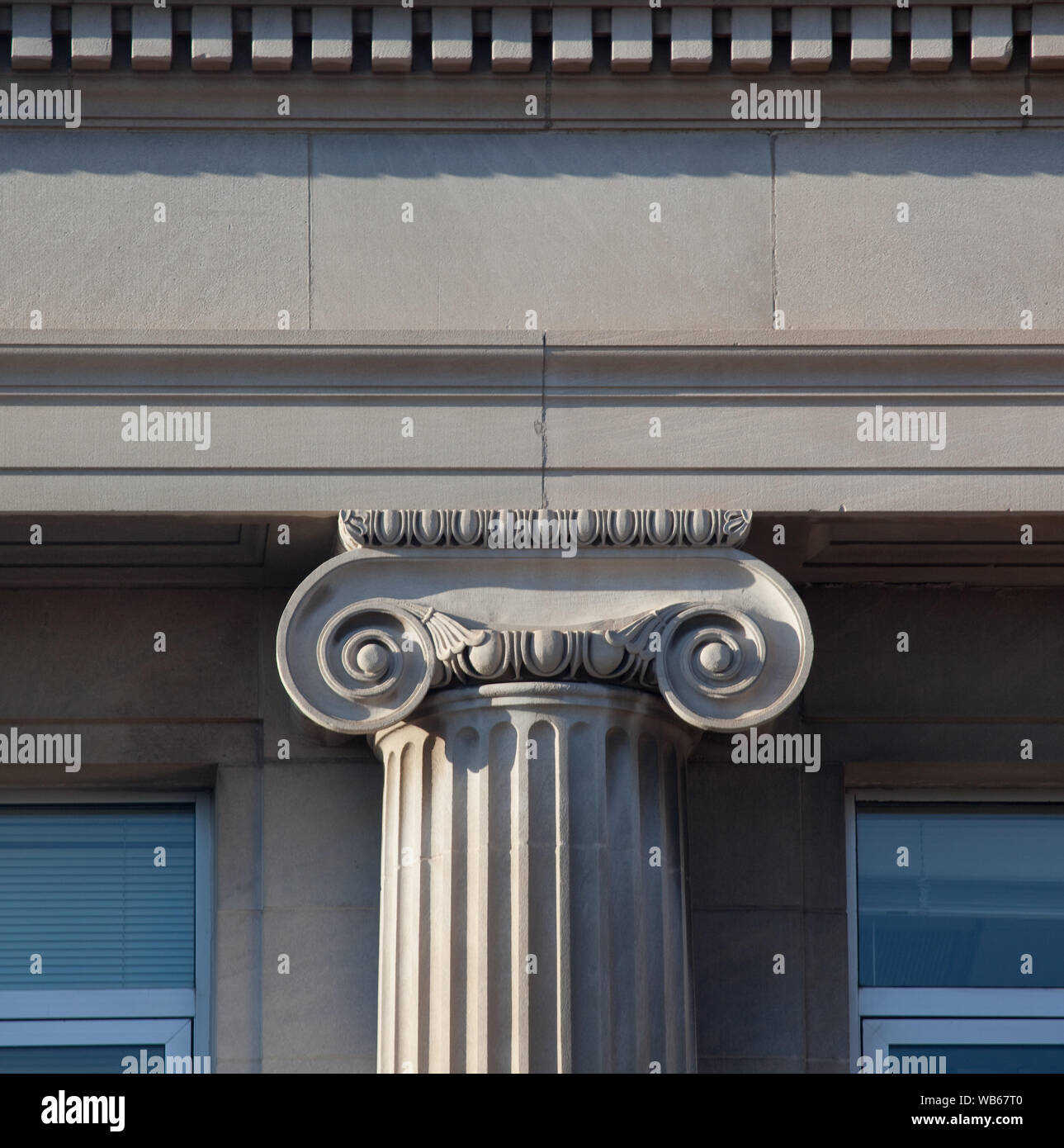 Exterior detail, Federal Building and U.S. Courthouse, Fargo, North ...