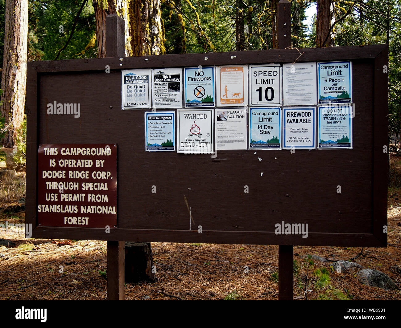 Pinecrest campground rules sign, Pinecrest Lake, California, USA Stock ...