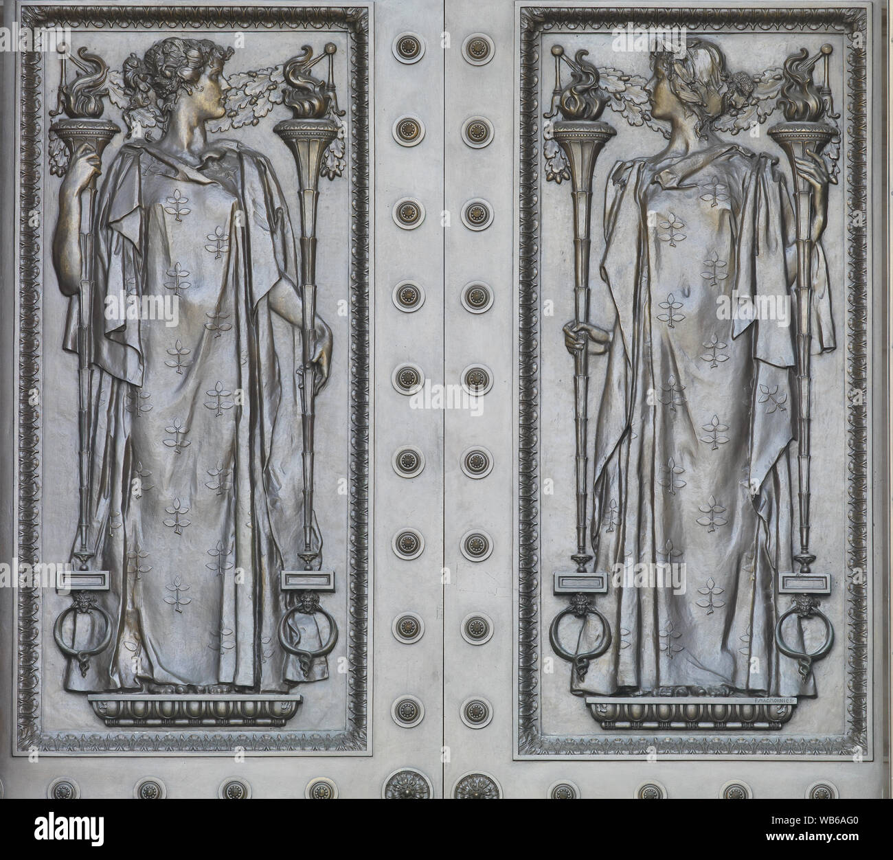 Library of congress main entrance hi-res stock photography and images ...