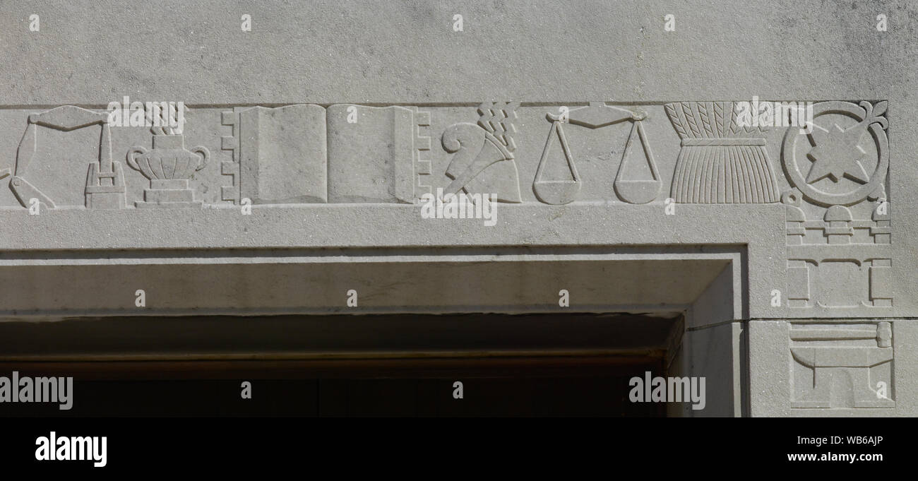 Exterior view. Doorway detail. Library of Congress John Adams Building ...
