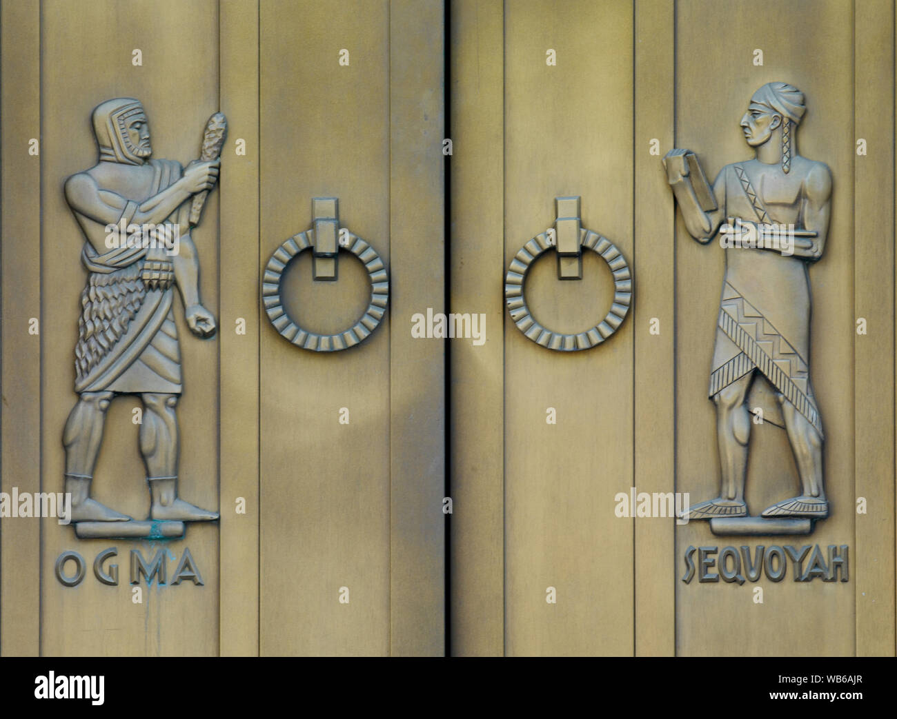 Lee lawrie hi-res stock photography and images - Alamy