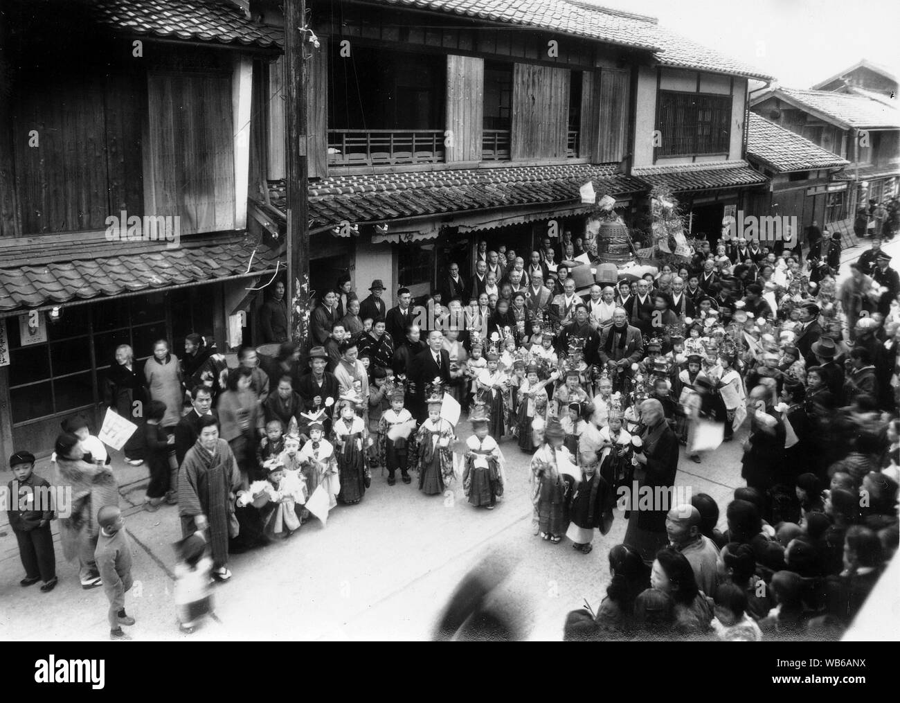 [ 1930s Japan - Children at Japanese Festival in Kyoto ] — Children ...