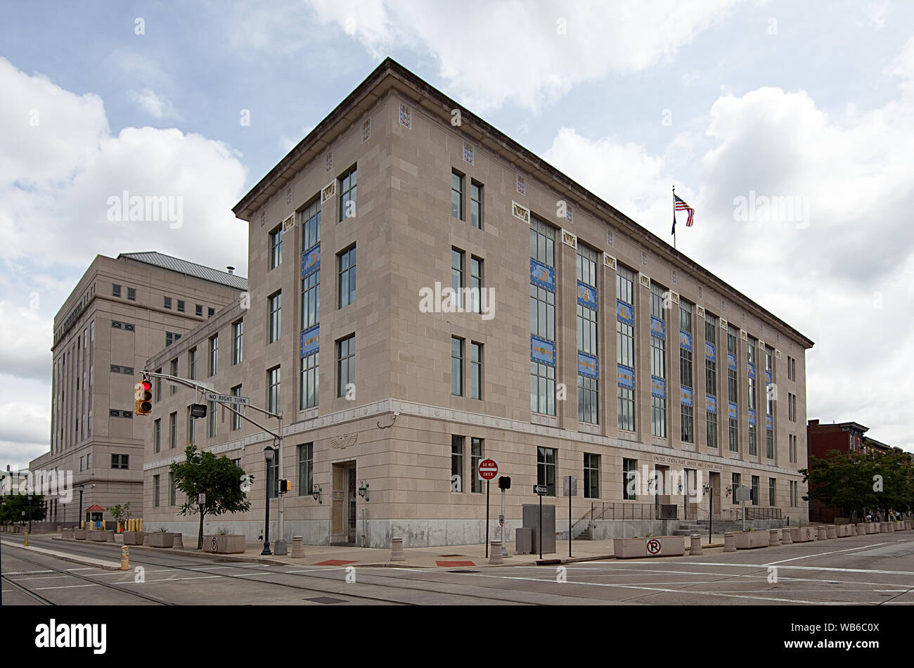Camden new jersey courthouse hi-res stock photography and images - Alamy