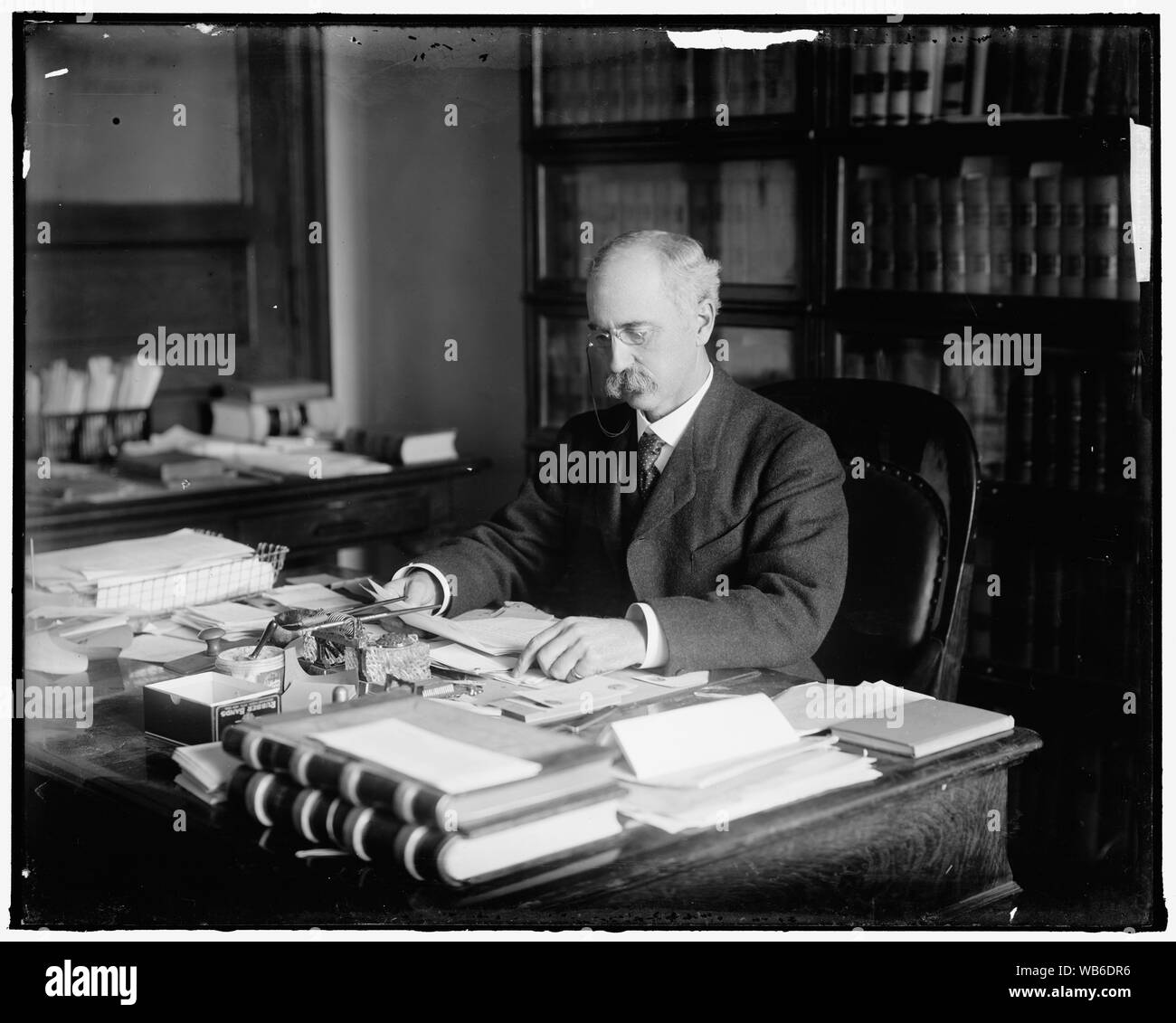 Historical representation george washington Black and White Stock ...