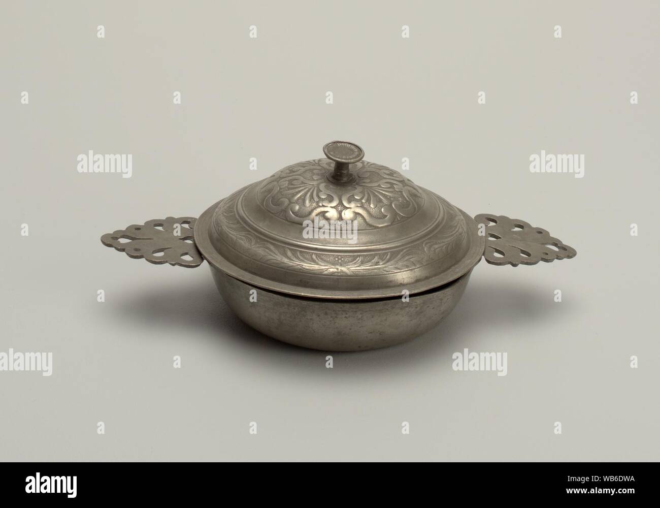 Ecuelle hi-res stock photography and images - Alamy