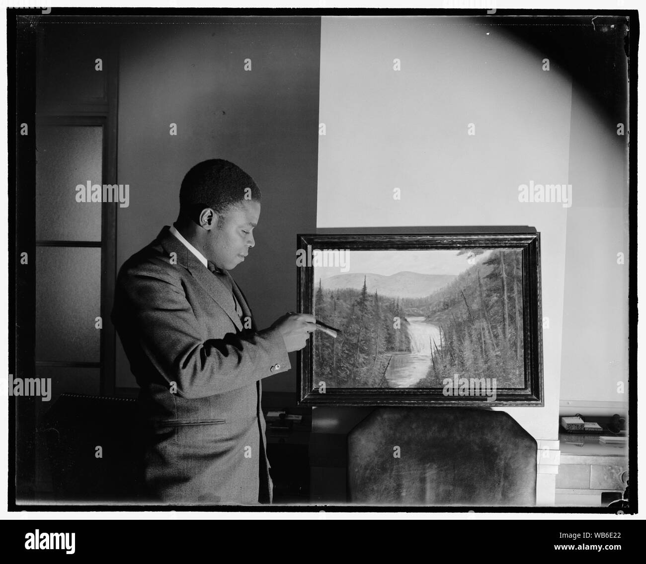 B 1935 Cut Out Stock Images & Pictures - Alamy