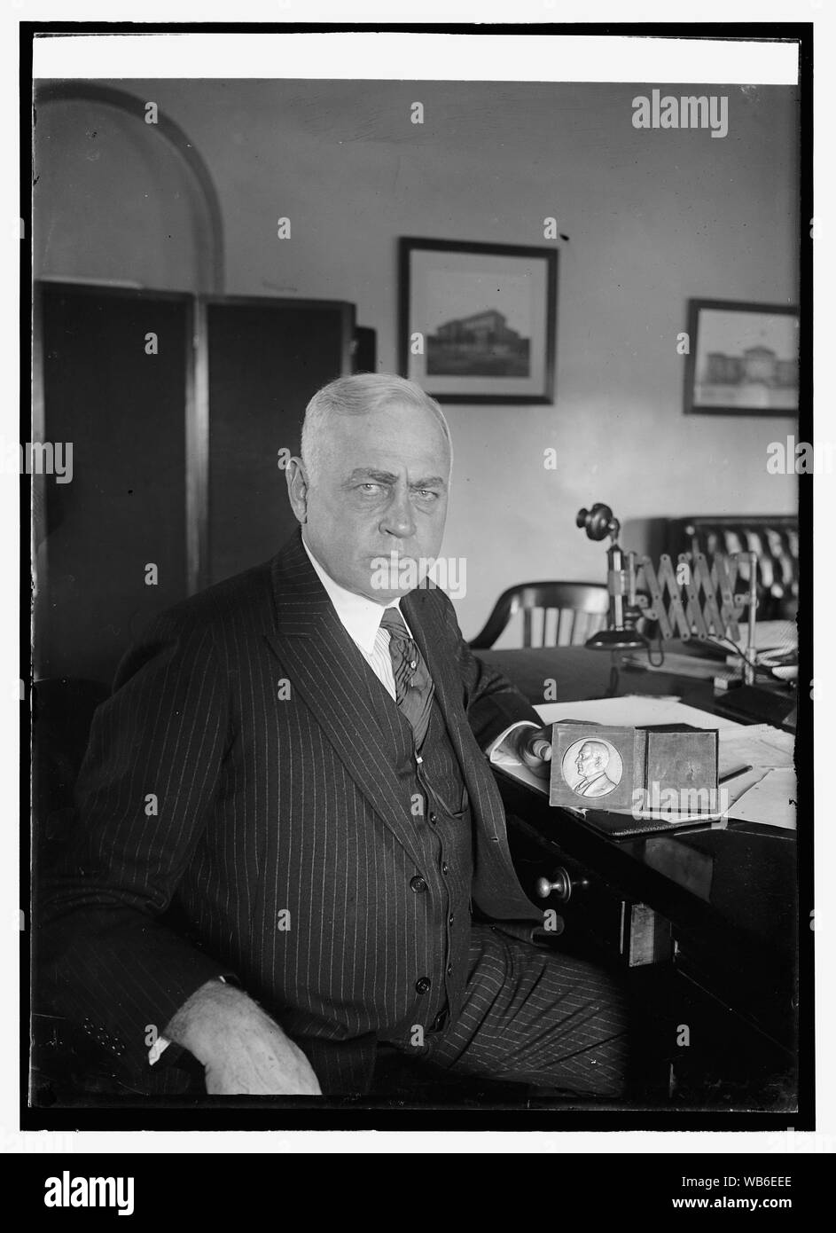 E 9 5 7 Cut Out Stock Images & Pictures - Alamy