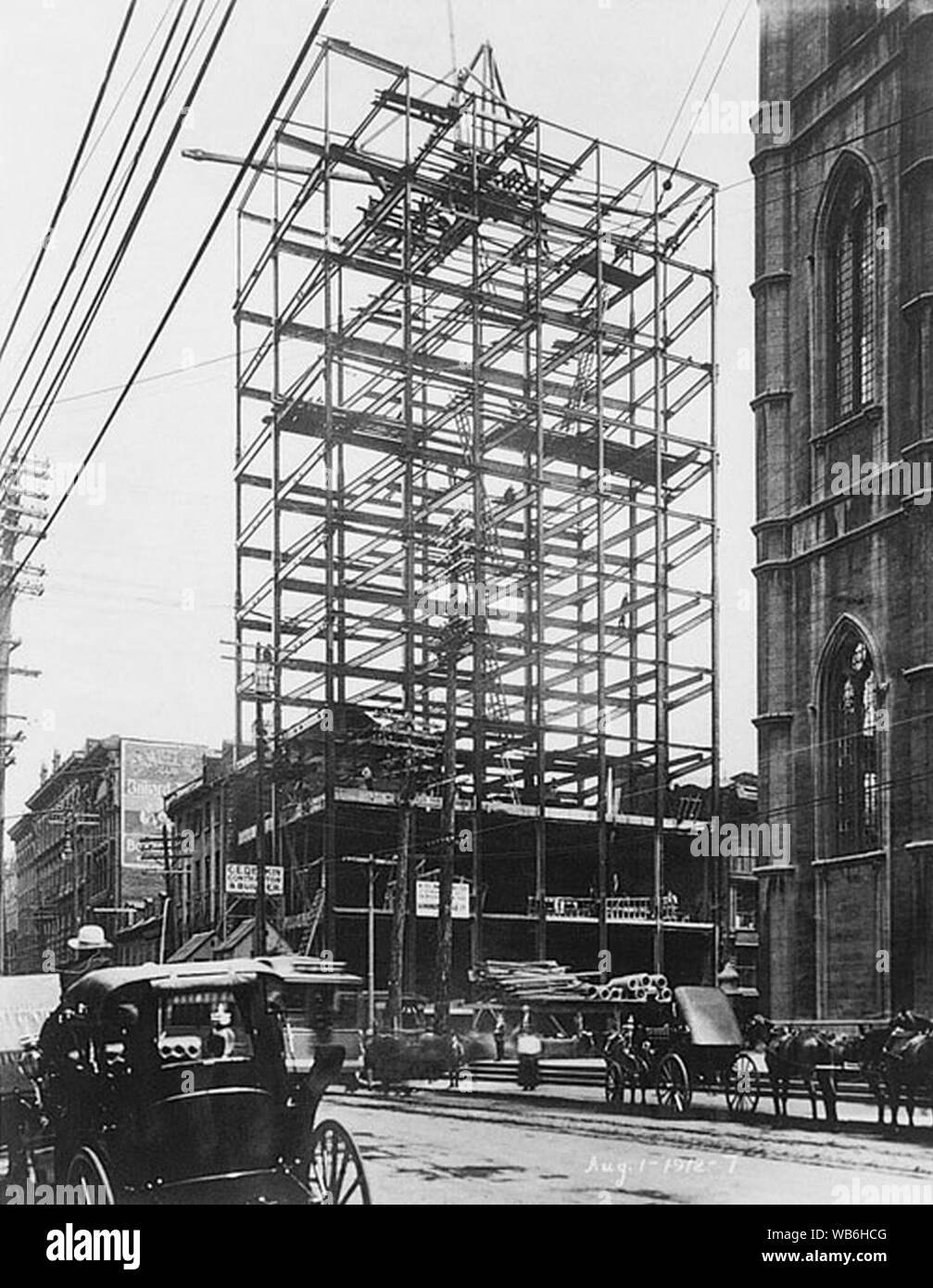 Edifice Duluth en construction 1912 Stock Photo - Alamy