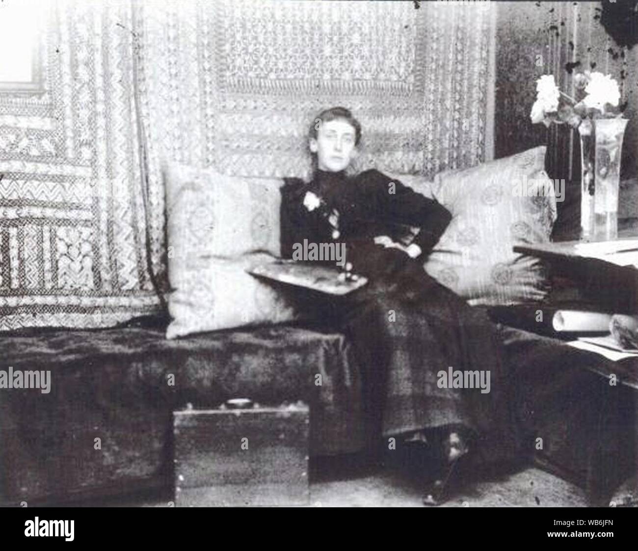 Edith Mitchill Prellwitz-In her studio Stock Photo - Alamy