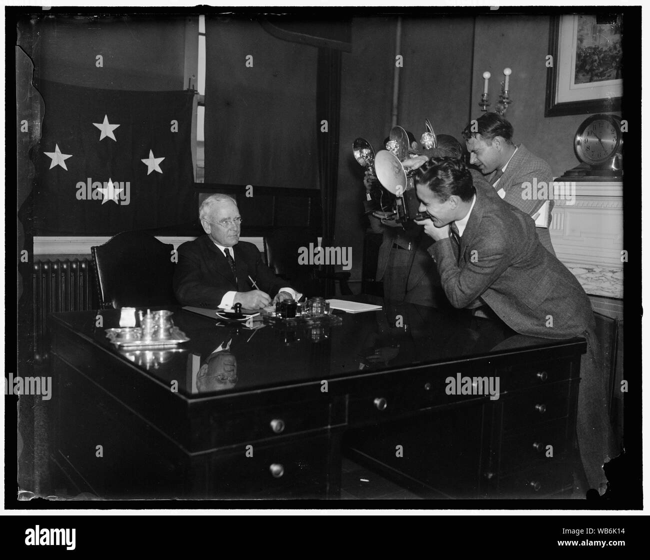 Faces last shot. Washington, D.C., Dec. 29. Admiral William H. Standley ...