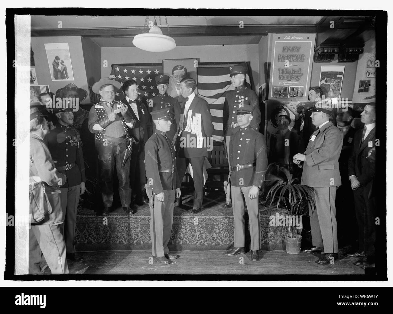 Negative reception Cut Out Stock Images & Pictures - Alamy