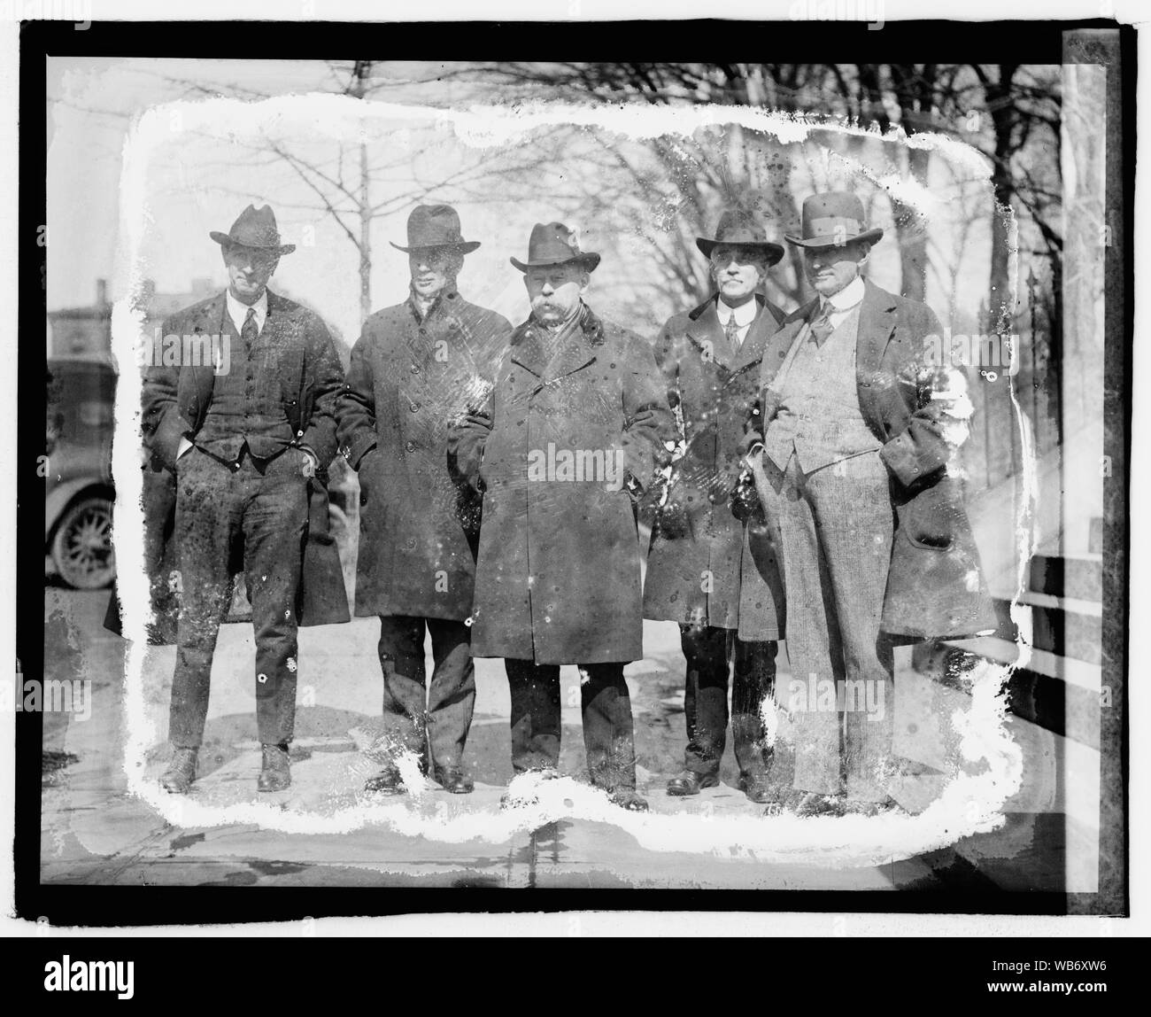 26 1 2 x w Black and White Stock Photos & Images - Alamy