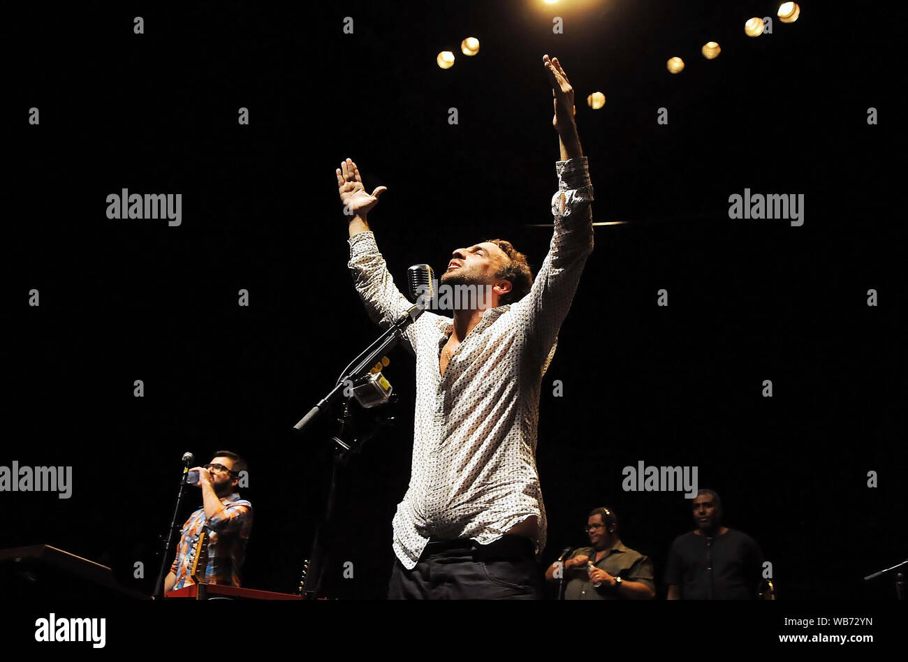 Rio de Janeiro, Brazil, August 18, 2009. Vocalist Marcelo Camelo of the ...