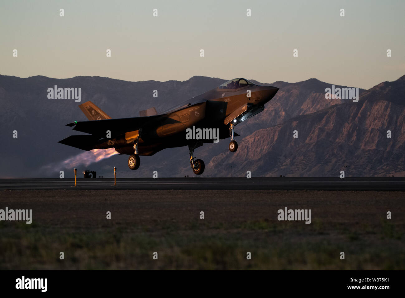 419th night fighter squadron hi-res stock photography and images - Alamy