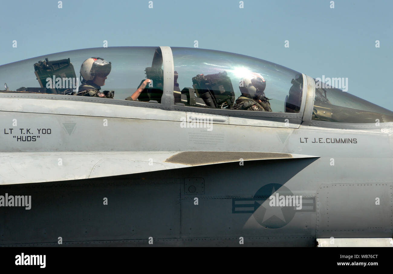 Aerial tactics hi-res stock photography and images - Alamy